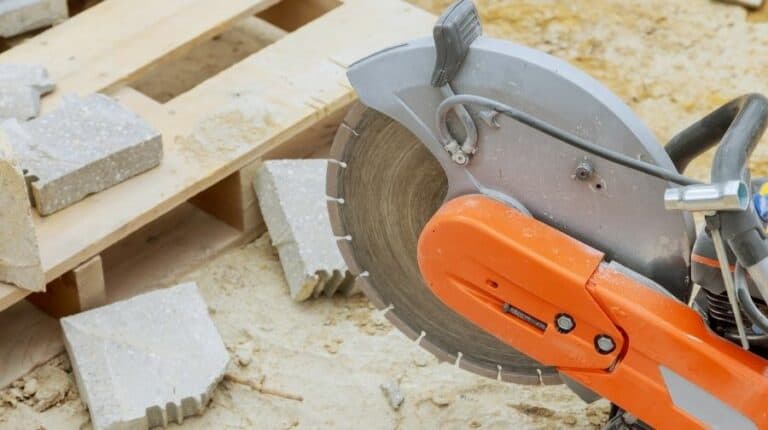 5 Simple Steps to Cut Concrete Blocks with a Circular Saw - Top ...